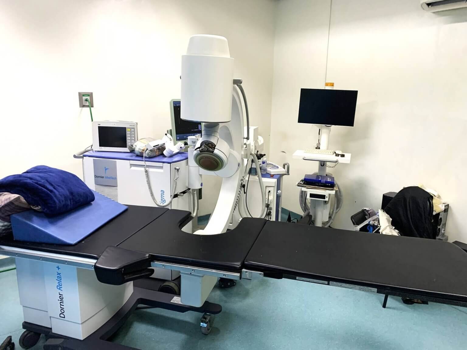 Extracorporeal Shock Wave Lithotripsy (ESWL) - Urology Center of the ...